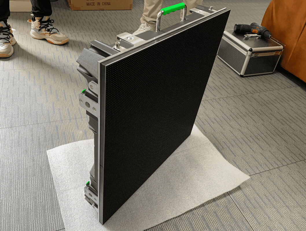 Indoor P2.9mm Stage Rental LED Display Front Magnetic Service 3840Hz ...
