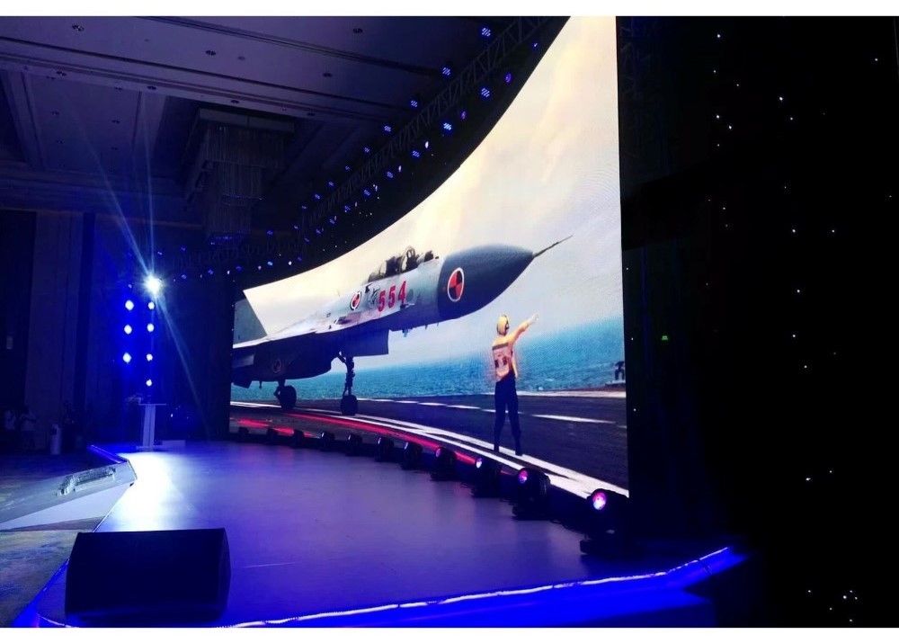 Commercial Hd Curved Led Screen Indoor 2.5mm High Refresh Rate Full Color